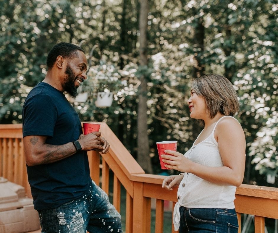 5 interpretaciones cuando un hombre te cuenta cosas personales - Amate ...