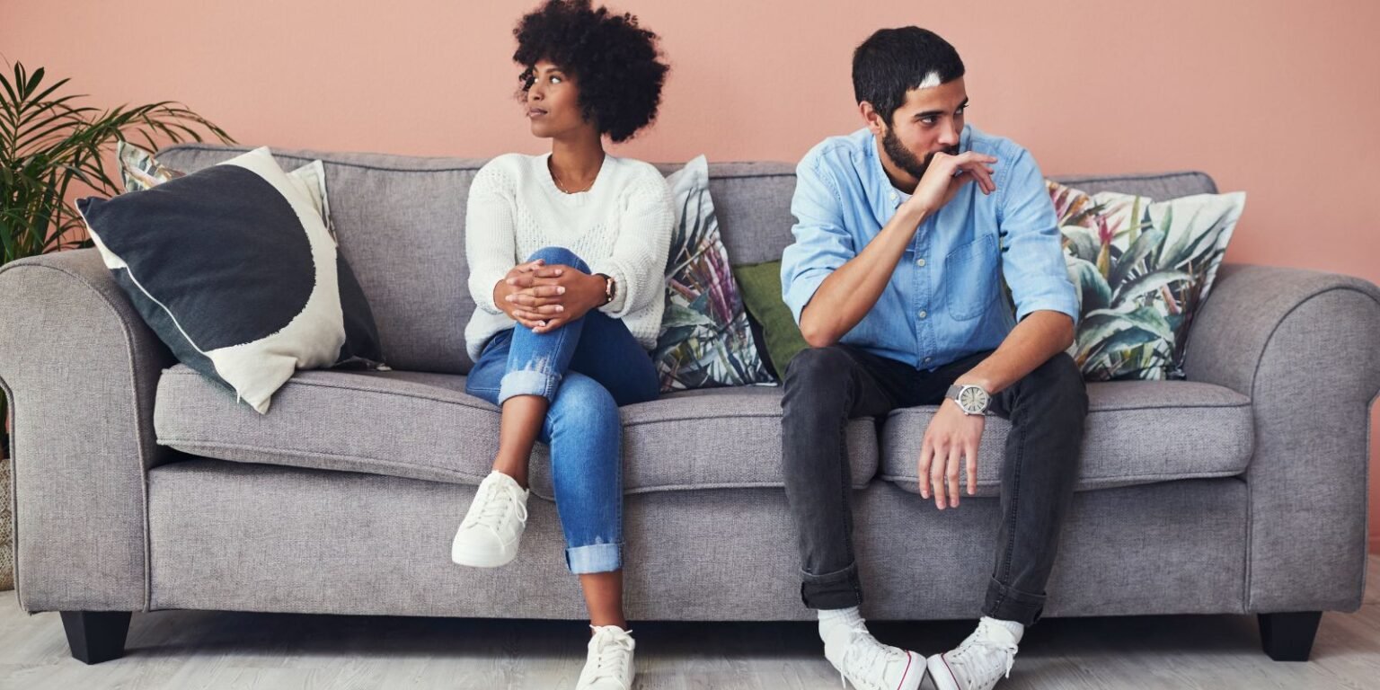 ¿Cómo enfrentar el desinterés de tu pareja? 8 consejos sensatos para ...